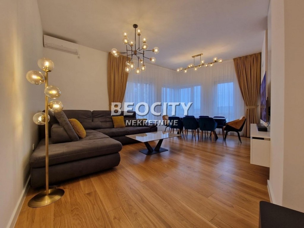 Novi Sad, Cara Dušana, , 4. 0, 107m2, 375000EUR