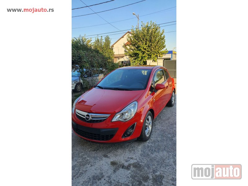 Opel Corsa D Satelit Oprema