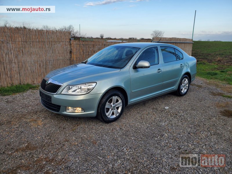 Škoda Octavia 105ks,navi,