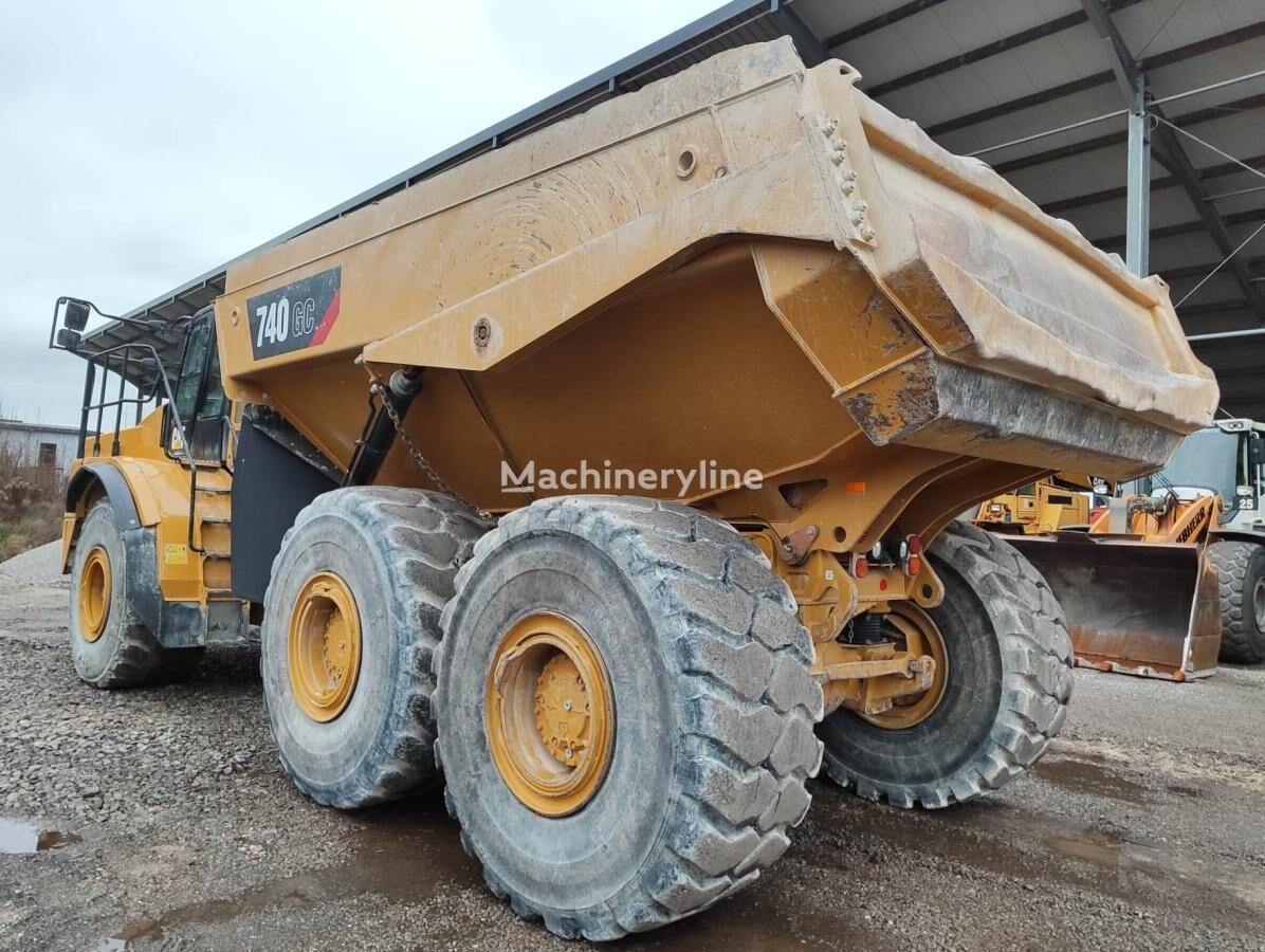 Caterpillar 740GC zglobni damper