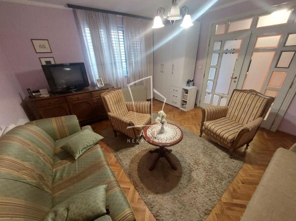 Đeram Pijaca, pet friendly, mereno 110m2 ID#9512 800 €