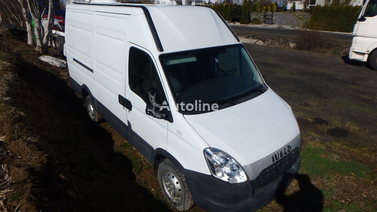 IVECO Daily 35 S130 minibus furgon