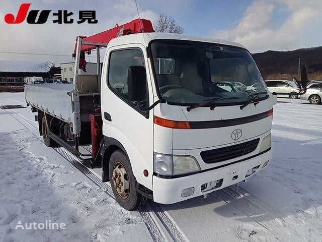 Toyota DYNA kamion s ravnom platformom < 3.5t