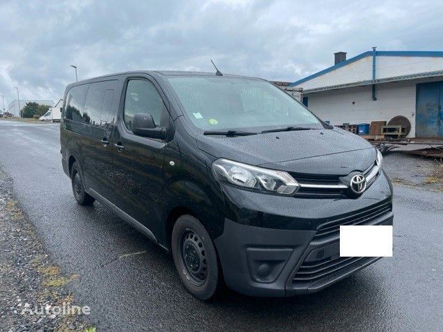 Toyota Proace (Verso) 1,5-l-D-4D 88kW L2 Shuttle putnički minibus