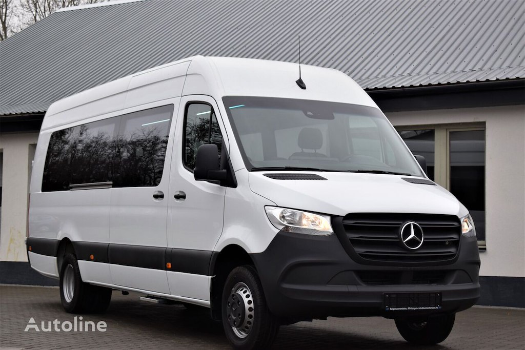 Novi Mercedes-Benz Sprinter 519 putnički minibus