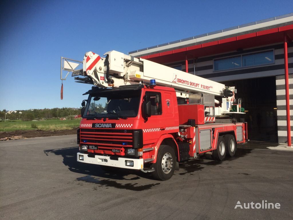 Scania P-113, 6x2 WD vatrogasna hidraulična platforma