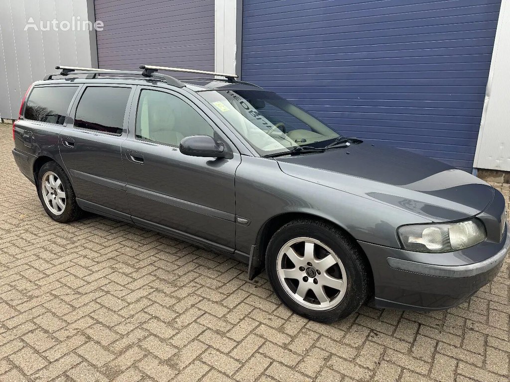 Volvo V70 karavan