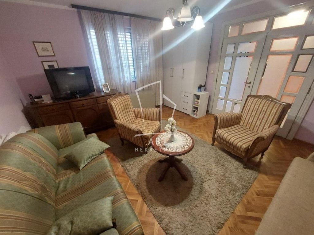 Đeram Pijaca, pet friendly, mereno 110m2 ID#9512