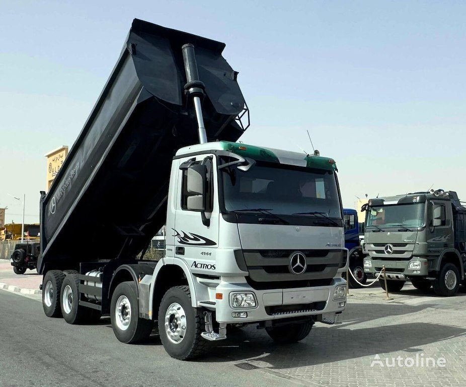 Mercedes-Benz Actros 4144 kiper