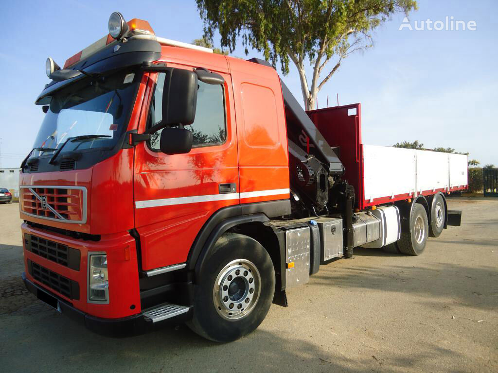 Volvo FM 13 400 kamion s ravnom platformom