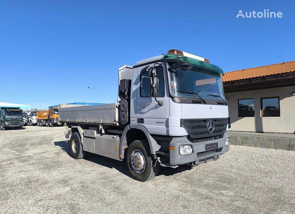 Mercedes-Benz Actros 1855 kamion s ravnom platformom