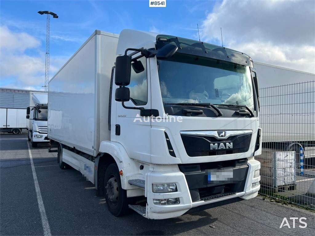 MAN TGM 15.250 4x2 LL kamion furgon