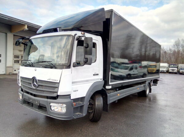 Mercedes-Benz ATEGO 1124L kamion furgon