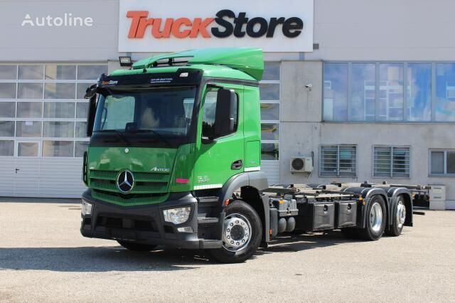 Mercedes-Benz Trucks 2540LL EXPORT 6x2/4 kamion šasija
(13150G3038)