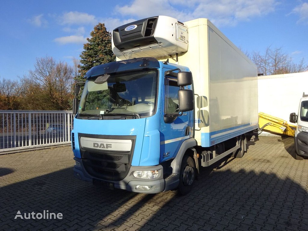 DAF 220 FA Refrigerated Carrier Supra 750 + Tail Lift kamion hladnjača