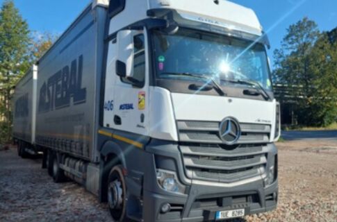 Mercedes-Benz Actros kamion sa klizna zavesa cerada + prikolica sa kliznom ceradom