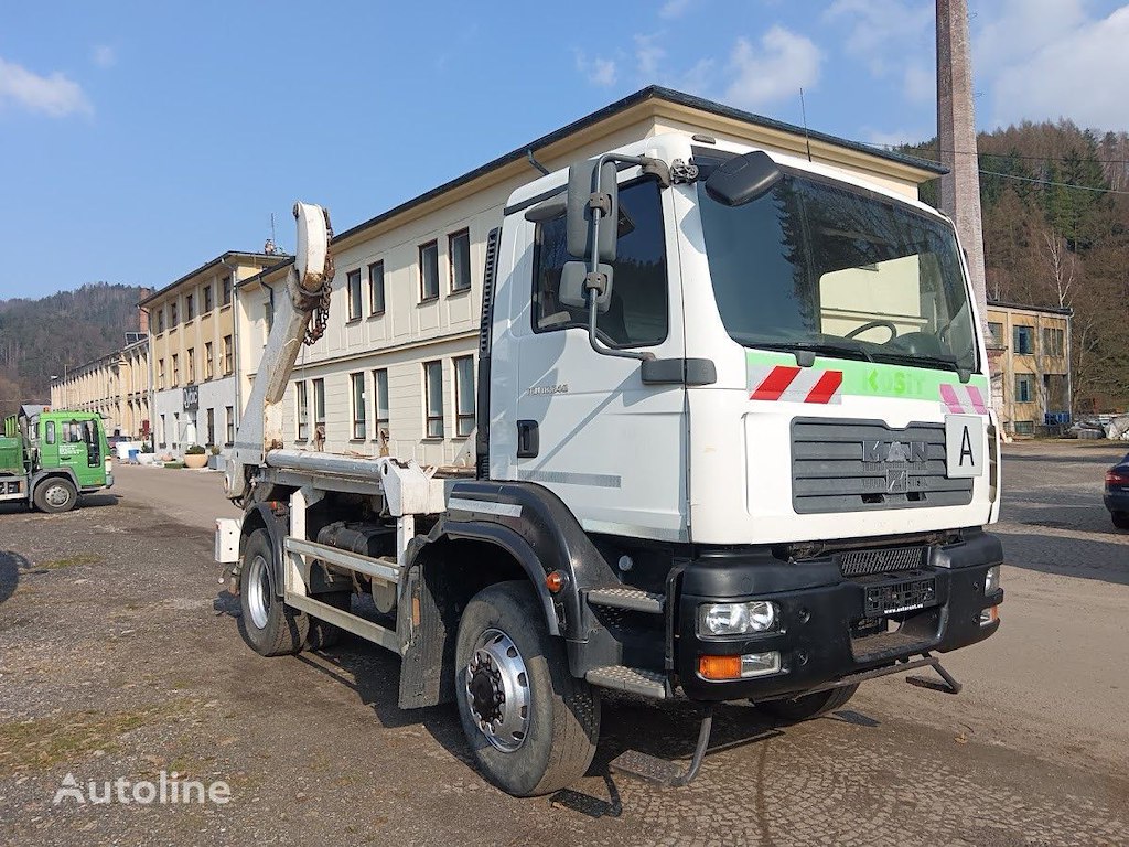 MAN TGM 18.240 4x4 Skip loader kamion autopodizač kontejnera