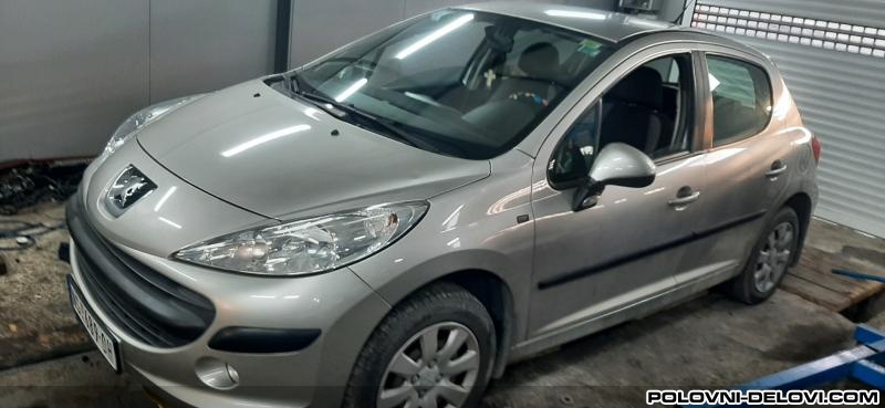 Peugeot 207 1.4 1.6 Kompletan Auto U Delovima