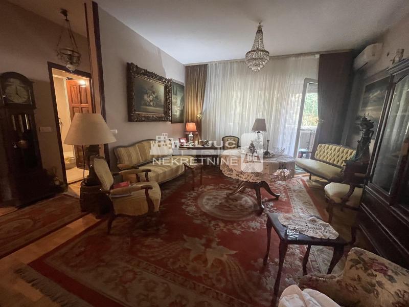 2.5 Vračar, Sazonova 61m2+12m2(t) ID#1772 230.000 €