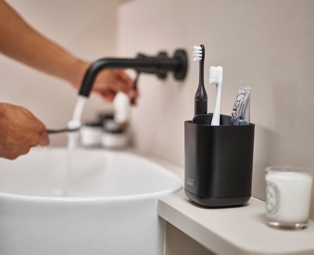 STALAK ZA ČETKICE ZA ZUBE – Store Toothbrush Caddy