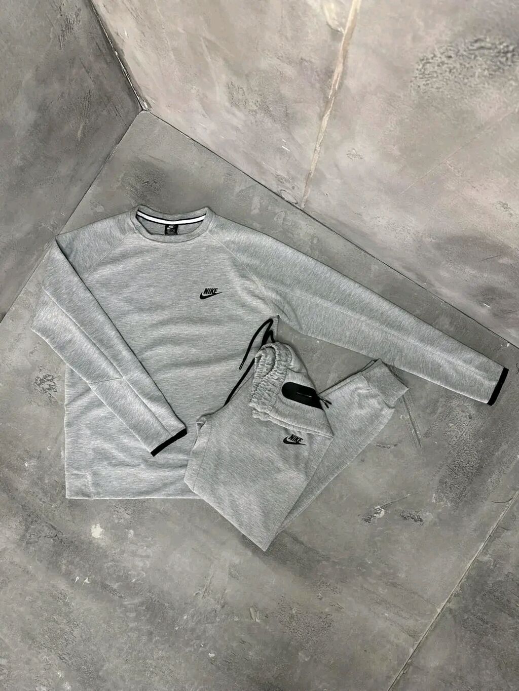 Komplet, 2XL (EU 56), 2XS (EU 44), XL (EU 54), Nike, bоја - Siva, Pamuk