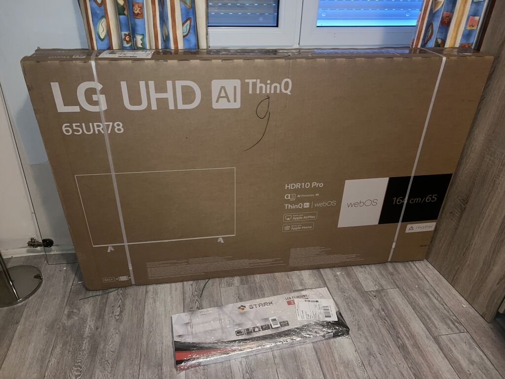 LG UHD 65UR78 HDR10Pro NOV neotpakovan sa nosačem.Kupljen maja ove