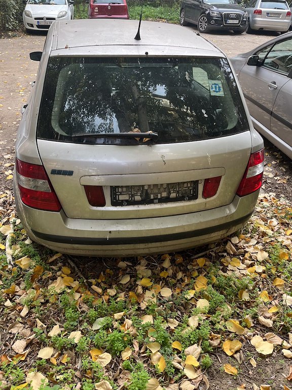 Fiat Stilo: 3 l | 2002 г. 180000 km. Hečbek