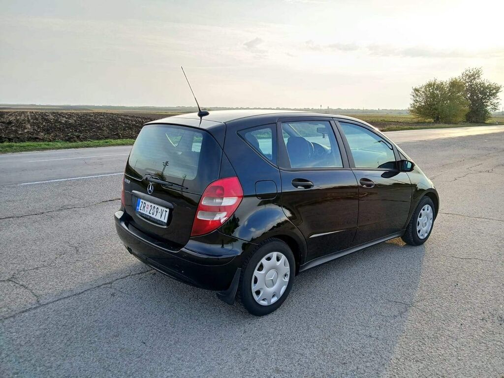 Mercedes-Benz A 150: 1.5 l | 2004 г. Hečbek