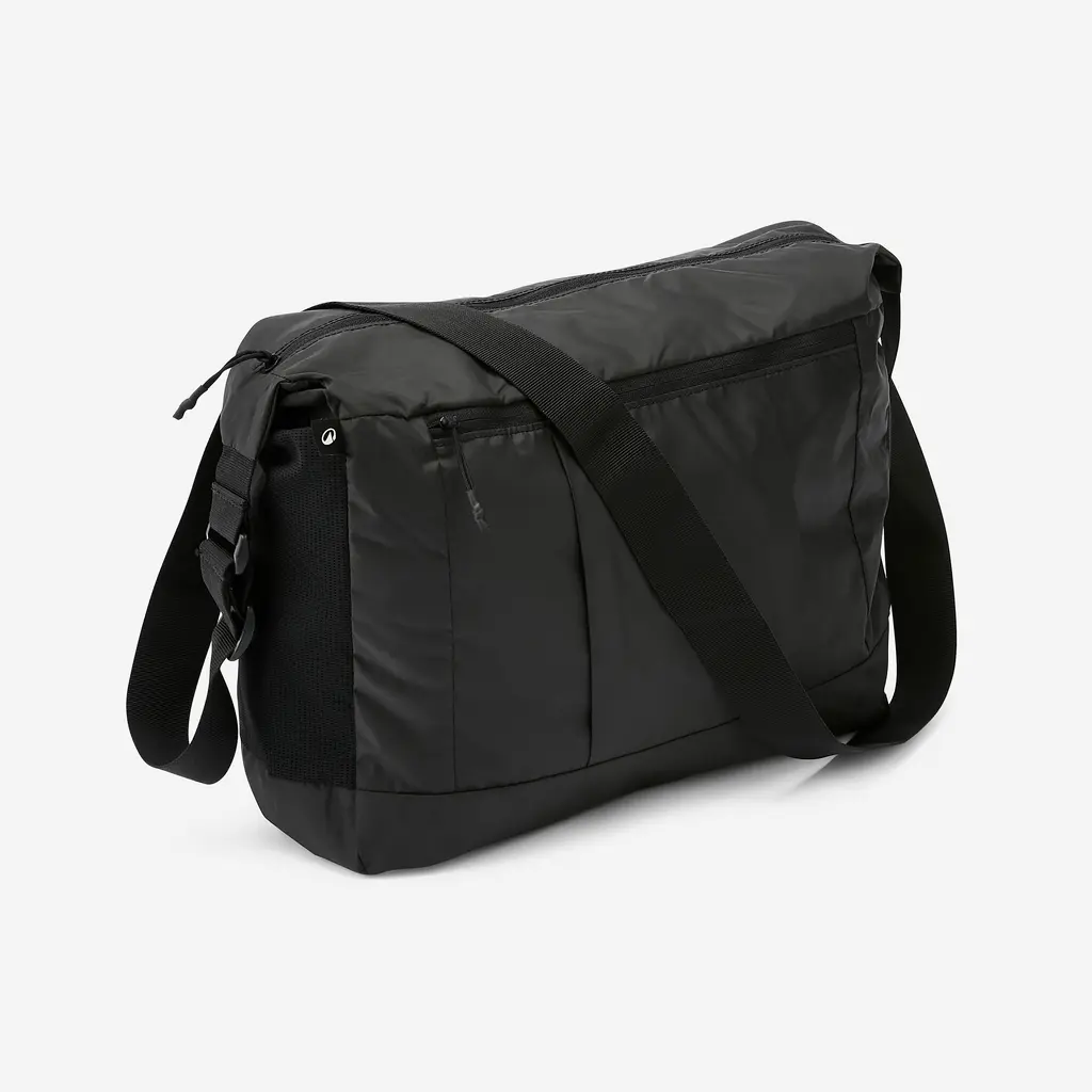 KOMPAKTNA TORBA TRAVEL 15l