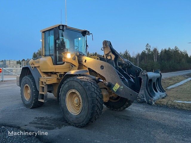 Volvo L90F prednji utovarivač