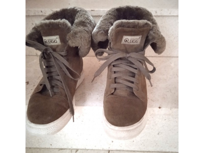 UGG Australia kožne čizmice, 39