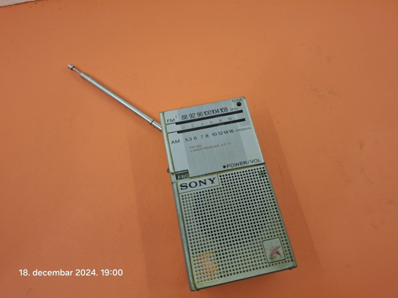 Sony Radio ICF-17