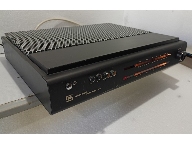 Schwarzwald Phono Radio ST3