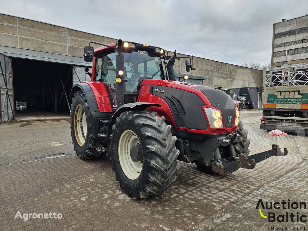 Prodaje se Valtra T213V traktor točkaš na aukciji