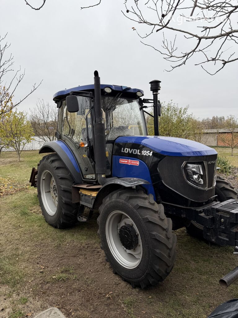 Lovol 1054 traktor točkaš