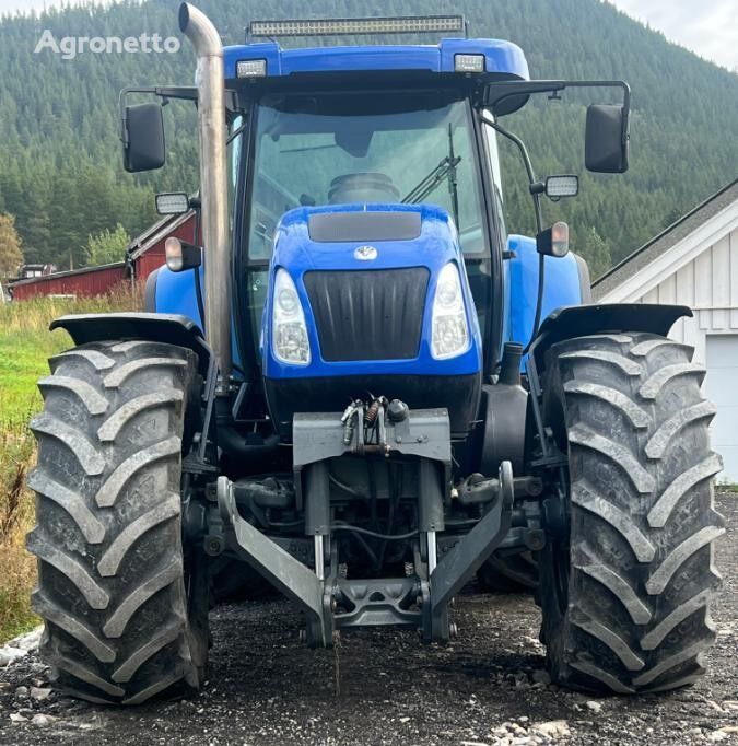 Prodaje se New Holland T7530 traktor točkaš na aukciji