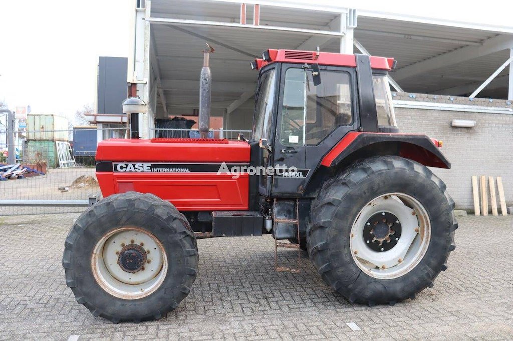 Prodaje se Case IH 1455 XL traktor točkaš na aukciji