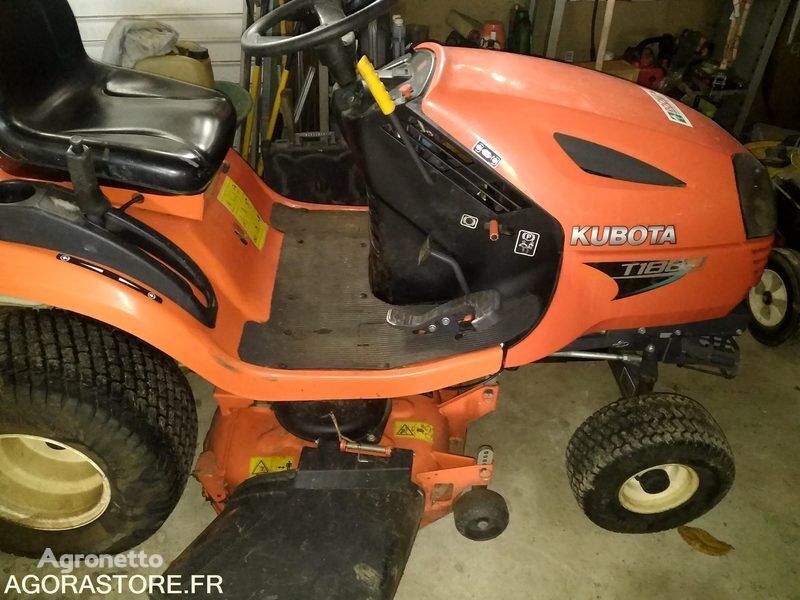 Prodaje se Kubota Kubota t1880 traktor kosilica na aukciji