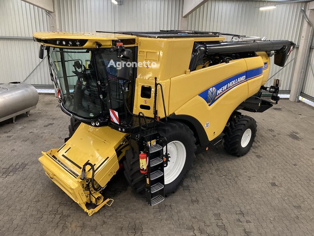 New Holland CX 8.70 kombajn za žito