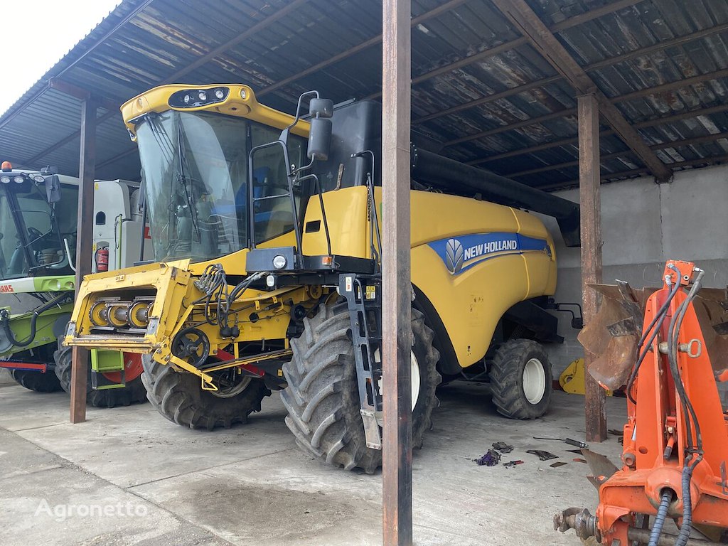 New Holland CX6080 kombajn za žito