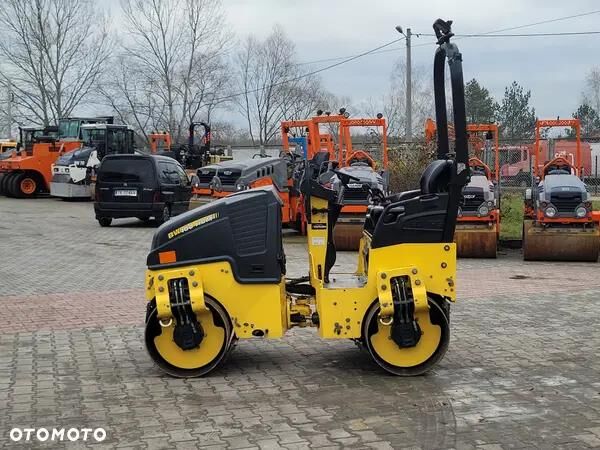 BOMAG BW 100 AD - 5 mali valjak