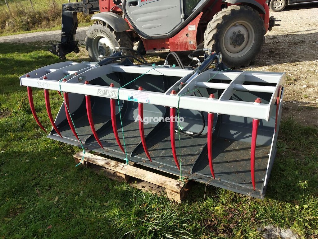 Novi Manitou 240cm hvatač silaže