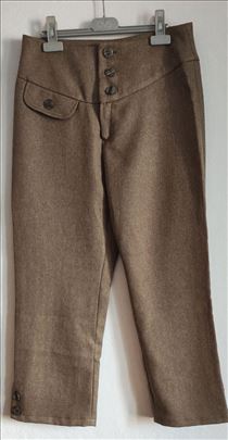 Unikatne vintage 3/4 pantalone vel. m