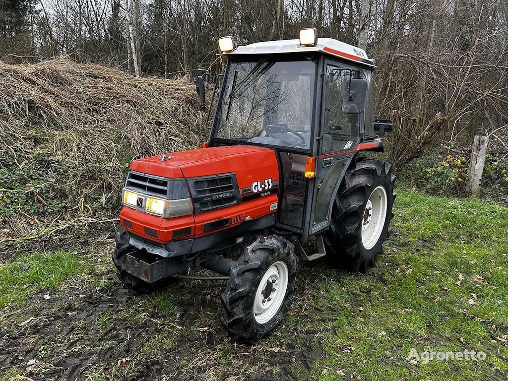 Prodaje se Kubota GL33 Hi-Speed traktor točkaš na aukciji