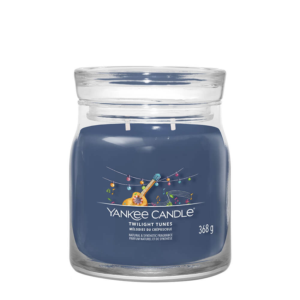 TWILIGHT TUNES MEDIUM SIGNATURE MIRISNA SVEĆA YENKEE CANDLE