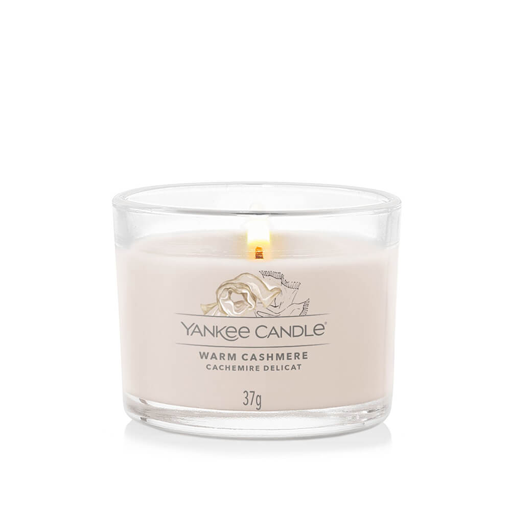 WARM CASHMERE FILLED VOTIVE MIRISNA SVEĆA YENKEE CANDLE