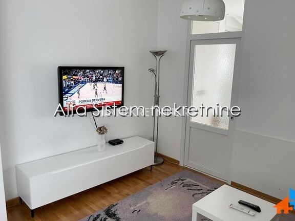 Novi Beograd, Blok 67, Belville, 1.5 stan, 45m2, 750 EUR, ID 42036