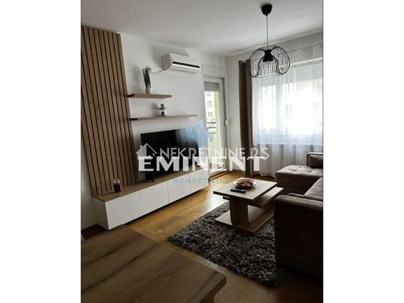 Zemun, Gornji Grad, Šumadijska, 1.5, 41m2, 650 EUR