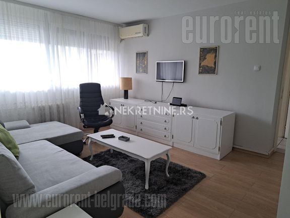 #45455, Izdavanje, Stan, BLOK 37, 600 EUR