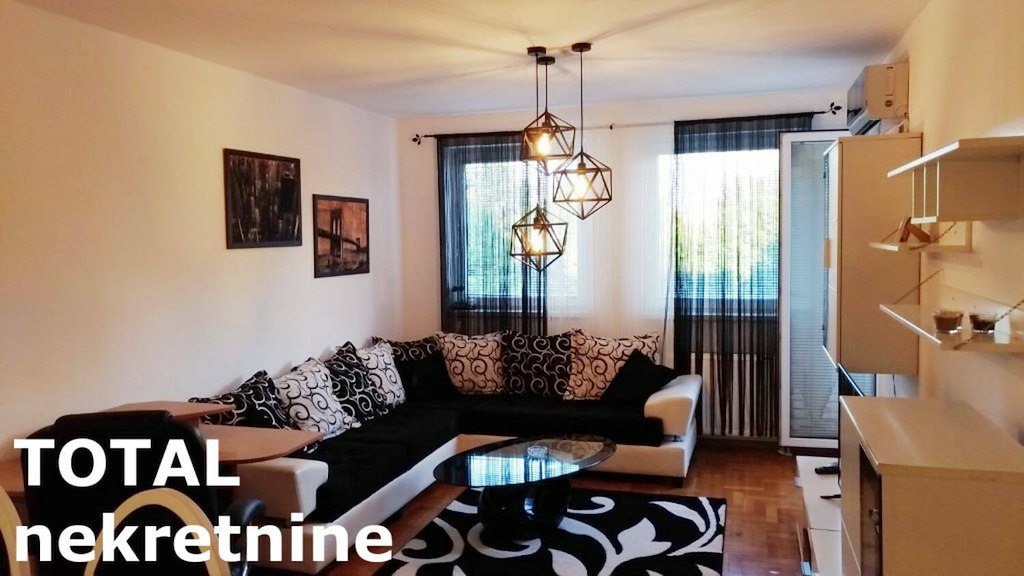 Dvosoban stan NOVI SAD, 118450€